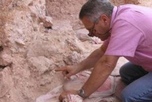 10 Oldest Human Remains Ever Found Beneath The Earth - Housely