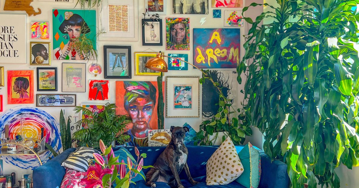 Big Walls, Bold Moves: How Designers Fill The Empty Space - Housely