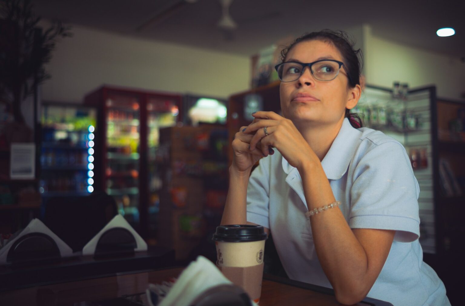 15 Signs You’re the Backup Plan in Someone’s Life - Housely