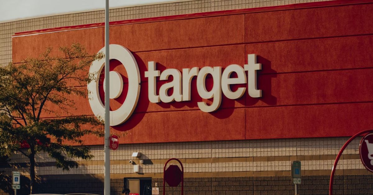 10 Retailers Offering Buyback Programs For Your Used Devices - Housely
