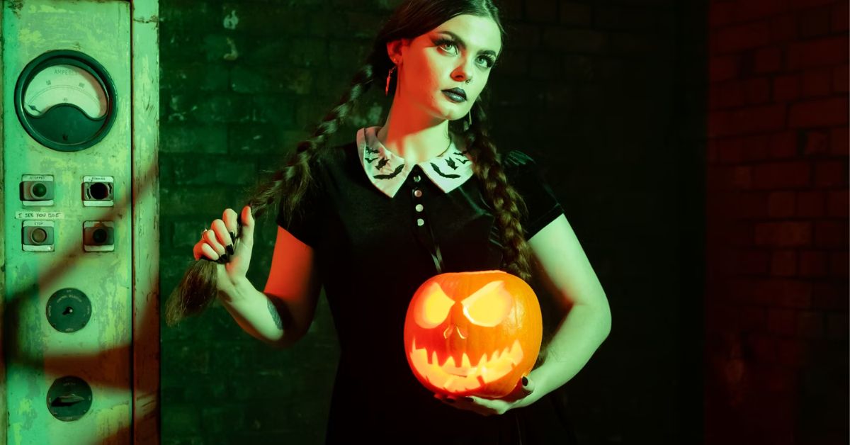 20 Creepy Myths That Gave Halloween Its Spine-Tingling Reputation - Housely