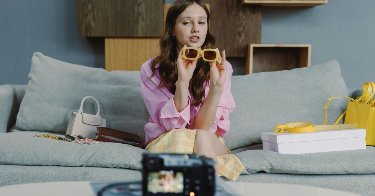 10 Behaviors Gen Z Owns With Confidence - Housely